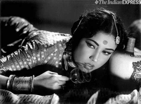 Meena Kumari The Tregedy Queen Artofit