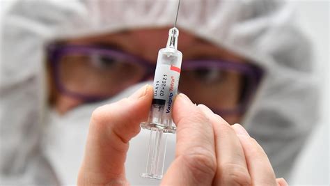 Covid Il Piano Vaccino Alla Fine Di Gennaio Fiale In Mille Ospedali