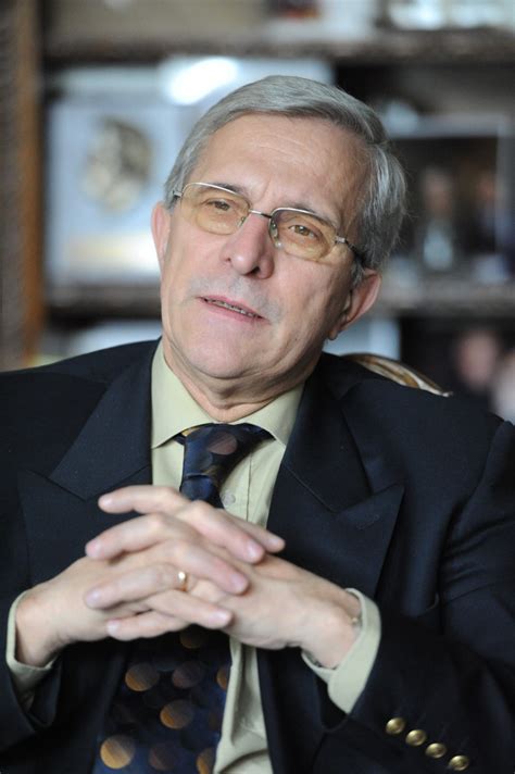 Directorul Filarmonicii „george Enescu” Andrei Dimitriu Sunt Un