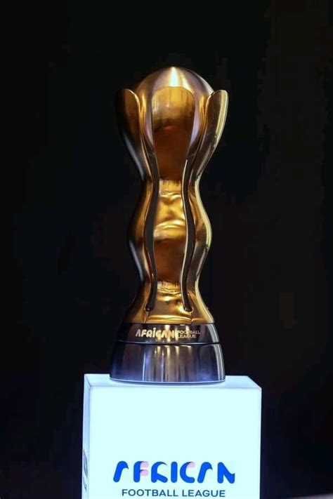La Caf Révèle Le Trophée De La Ligue Africaine De Football Lattaquant