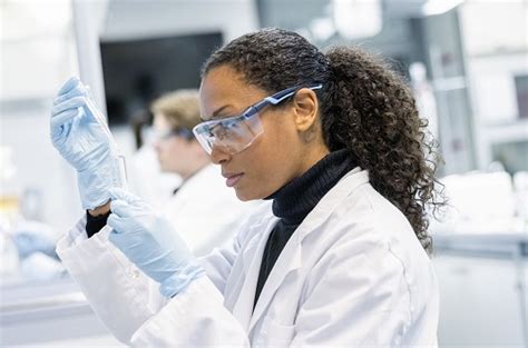 Molecular Diagnostic Testing Reduces Healthcare Use And Costs