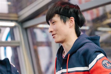 BetBoom Team проиграла первую карту против PSG LGD на The International
