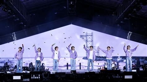 Bts Yet To Come In Busanに世界が熱狂 2030年万博の誘致コンサートを釜山で開催 Vogue Japan