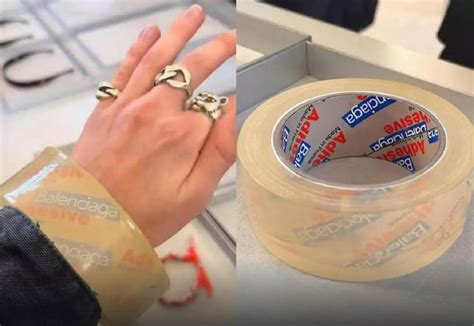 النگو یا چسب 5 سانتی بالنسیاگا؛ دنیای مد وقتی مفاهیم مسخره تولید می کند فیلم و عکس