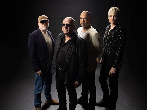 Pixies Find Their Creative Spark On New Track Oyster Beds