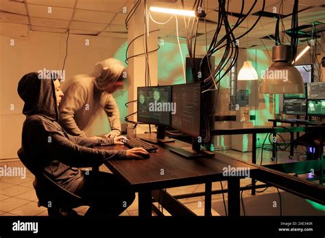 Cybercriminals Planning Network Hacking With Encryption Breaking Into