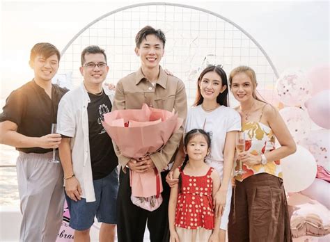 Mediacorp Artistes Nick Teo And Hong Ling May Sleep In Different Rooms