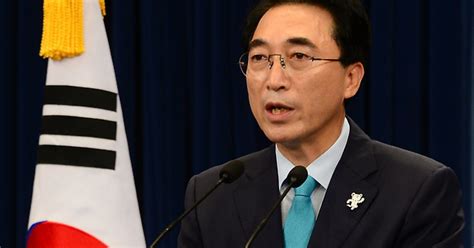 靑 검찰총장에 문무일 부산고검장 지명