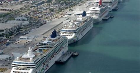 Love Cruise Ships So Here Is A Few Images From My Collection Album