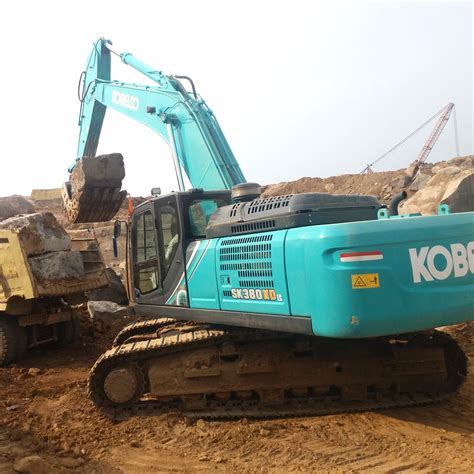 Kobelco Excavator Kobelco Digger Latest Price Dealers Retailers In India