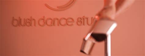 Blush Dance Studio Direk Dansı Pole Dance Pole Dansı Ya Da Kısaca