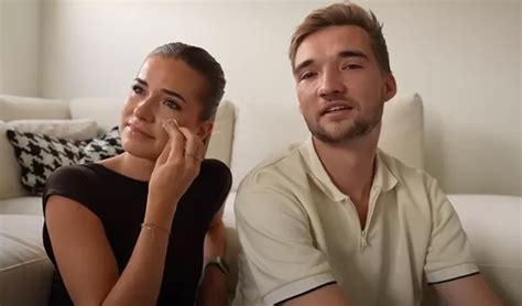 Moeder Van Gio Latooy Sneert Op Sluwe Wijze Naar Jade Anna De Hele