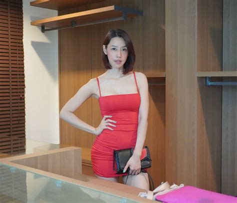 มกก แซบ อพเดตภาพจด ๆ ของเนตไอดอลสาวสดเซกซ