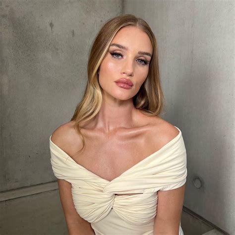 Rosie Huntington Whiteley News Latest Rosie Huntington Whiteley
