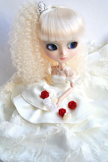 Pin On Pullip And Friends Bride Dolls Disney Princess Dolls