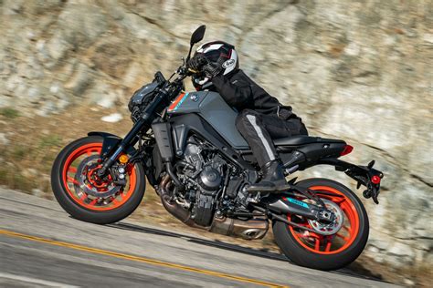 2021 Yamaha MT 09 Retro Impetus Modern Execution Roadracing World