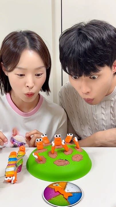 애벌레 너무 하찮고 귀엽잖앜ㅋㅋㅋㅋㅋ Youtube