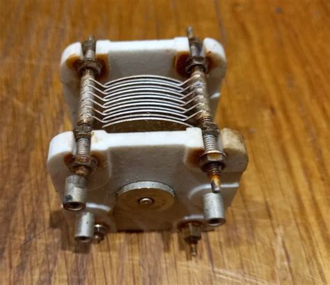 5050pf Variable Air Spaced Capacitor Split Stator 10c3850 Tested £