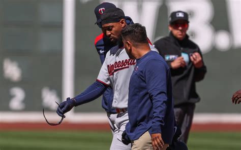 Byron Big Bux Buxton Cant Stay Healthy Enough To Really Help Minnesota Cash In Mlbbro