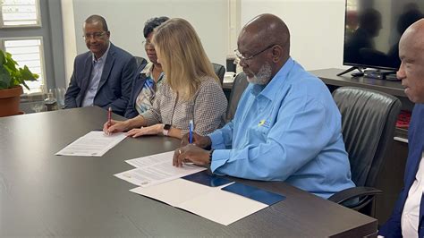 Curacao Soon To Open Educationusa Advising Center