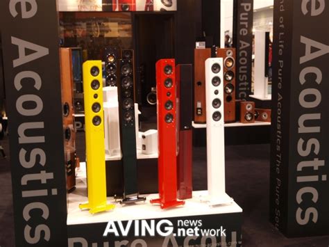 Pure Acoustics의 다양한 디자인이 돋보이는 스피커들
