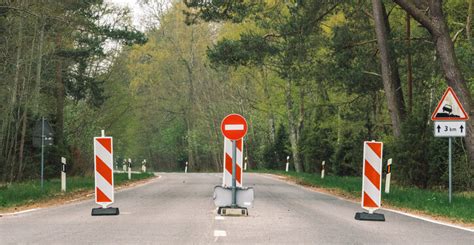 Jak postawić znak drogowy Motopodprad pl