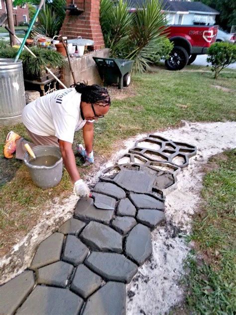 Diy Cobblestone Path Backyard Design Backyard Landscaping Garden Paths