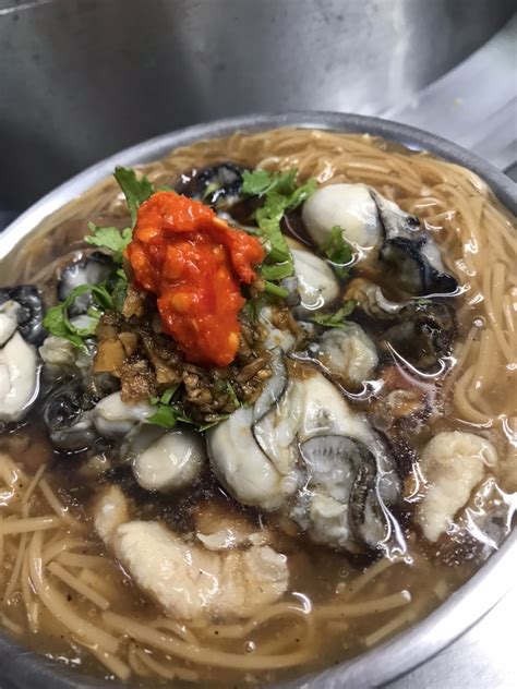 蘆洲人氣必吃美食！樂福手工麵線每天現煮 獨門蒜醬、雞丁一吃入魂 蕃新聞
