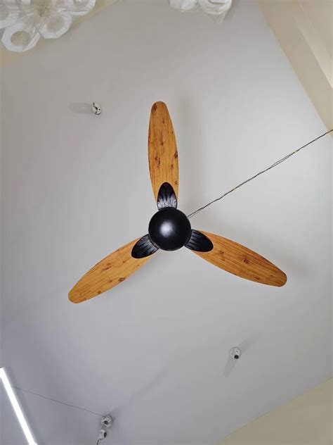 Bldc Fan 1200 Mm 380 Rpm At ₹ 1900 Piece In New Delhi Id 2856811807233