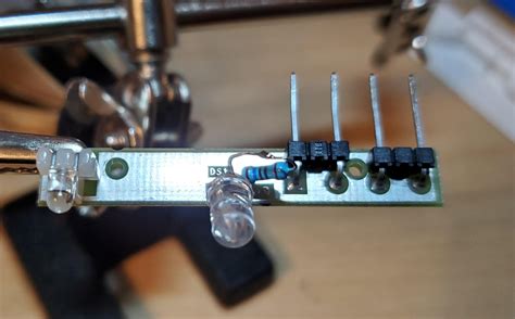 Replaced The Incandescent Bulb On My Sgi Octane 2 Lightbar And Rendering The Cavetest Demo In