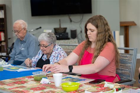 Signs Your Loved One May Need Assisted Living Hearthside Senior Living