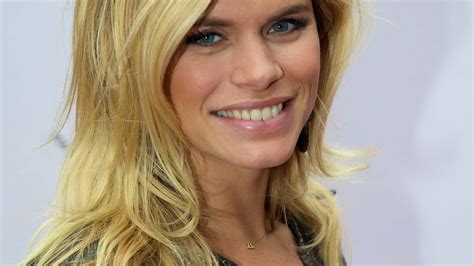 Nicolette Van Dam Getrouwd Met Vriend Bas Nu Nl Nicolette Van Dam