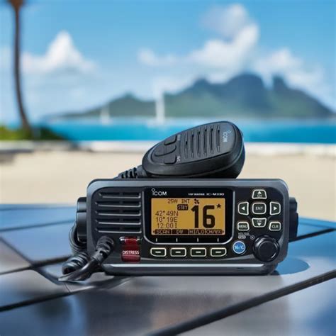 Icom IC-M330GE compact VHF/DSC marine transceiver - Radioworld UK
