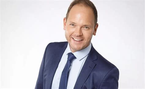 Lauris Reiniks Saņem Interesantu Vēstuli No Savas Fanes