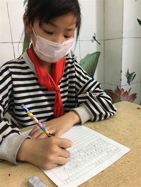 【手拉手】“手拉手传温暖 心连心共战“疫” 淇滨区明达小学与新疆哈密第五小学书信往来活动 搜狐大视野 搜狐新闻