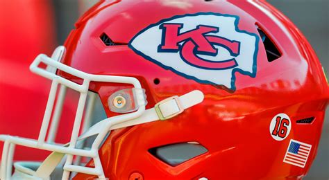Breaking Kansas City Chiefs Wr Arrested On Felony Charges