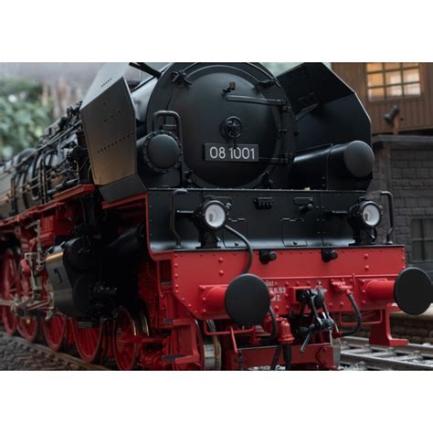 Class 08 Steam Locomotive By Marklin 055081