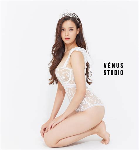바디프로필사진 베누스스튜디오 11월의 첫날🤍 Simple Is Venus👸🏼 바디프로필스튜디오