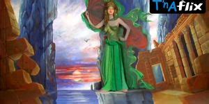 Uma Thurman Breasts Scene In Where The Heart Is Tnaflix Com