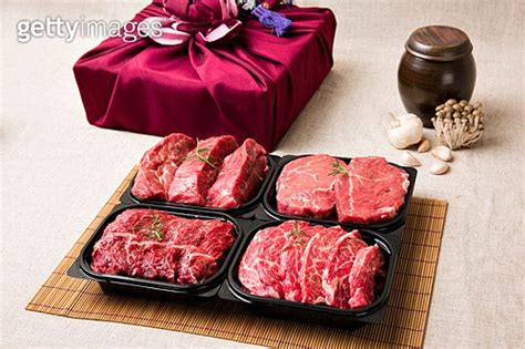 한우고기 쇠고기 선물세트 육류 음식 이미지 Jv10971246 게티이미지뱅크