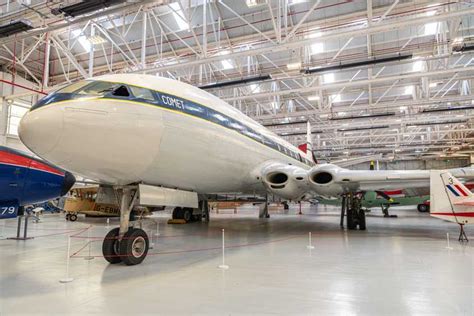 5 Ways The De Havilland Comet Revolutionized Commercial Aviation