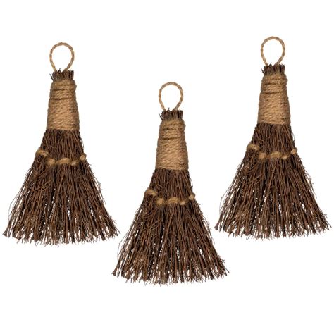 Download Broom With Holder Pictures