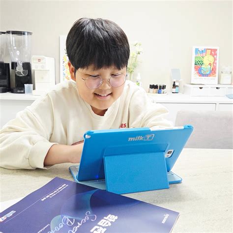 인테리어뷰티패션여행골프육아 🌟큐빅짱🌟 협찬 오~~이게 무슨일😄😄 제일 좋아하는 킨더 조이랑 해리포터 And Dc 펀코 콜라보레이션 장난감 킨더 조이