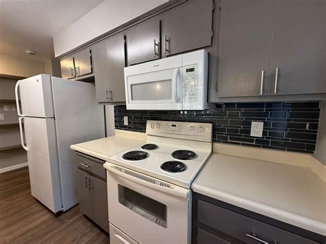 Redwood Cove Apartments 621 Pomona Ave Chico Ca 95928