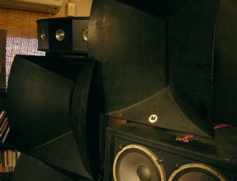 幸せの黄色いホーン資料室 JBL A