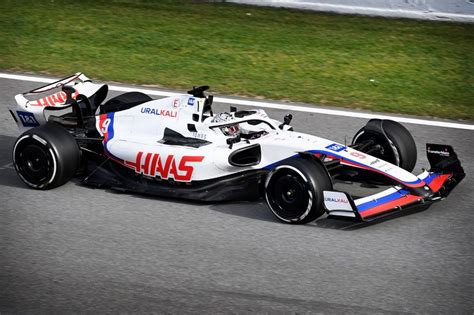 ハースf1、ロシア・ウラルカリのロゴを車体から外すカラーリングも変更 ウクライナ侵攻受けた措置：中日スポーツ・東京中日スポーツ