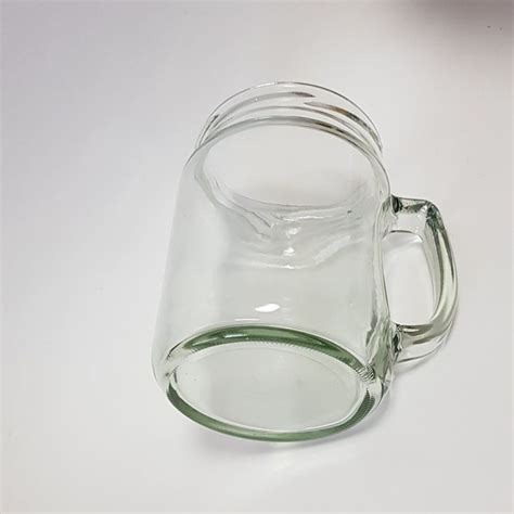 소묘자료사진들에 있는 핀 유리병 제품 스케지 그림 디자인