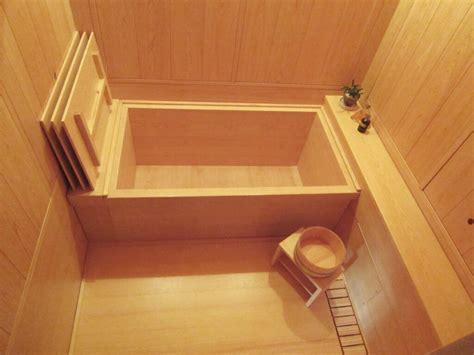 ガラス塗装仕上げ 檜風呂 液体ガラス塗装工業株式会社
