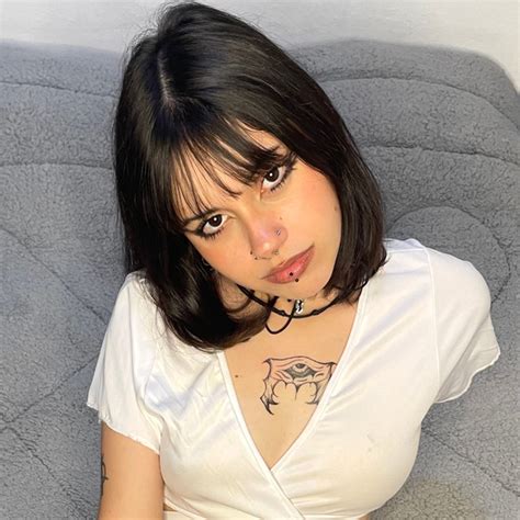 Onlyfans Ellie Cox Model Profile Photos And Links Erotic Beauties