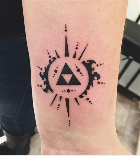 Triforce Zelda Tattoo Legend Of Zelda Tattoos Nintendo Tattoo